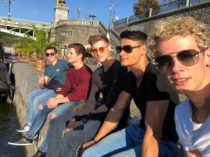 TW Pornstars - Belamichat. The most retweeted pictures and videos for ...