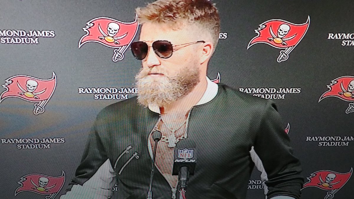 This is happening at a press conference room in tampa right now, and i ...