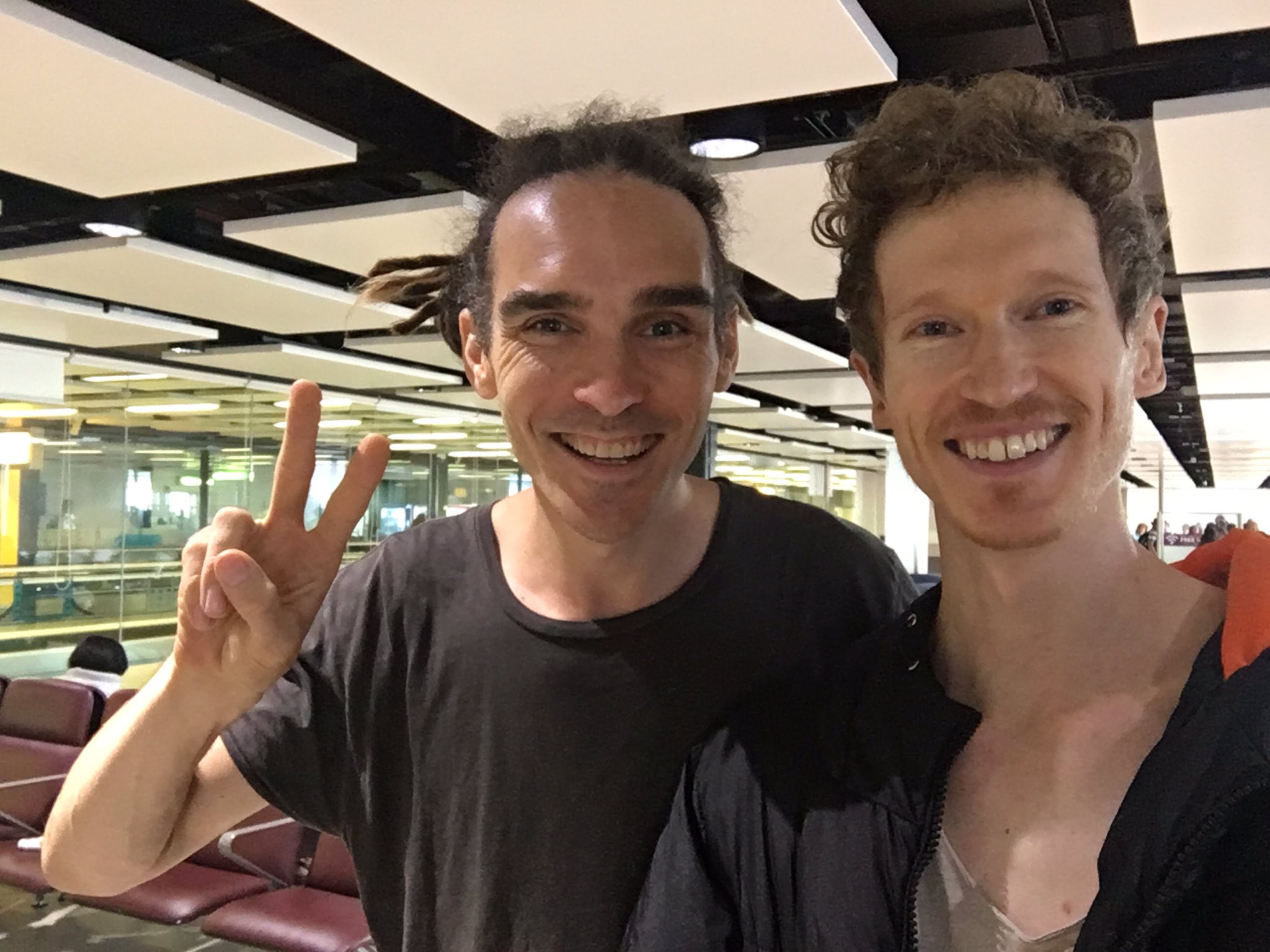 ladrar Rebelión profundizar louis cole Decaer a menudo Continuamente