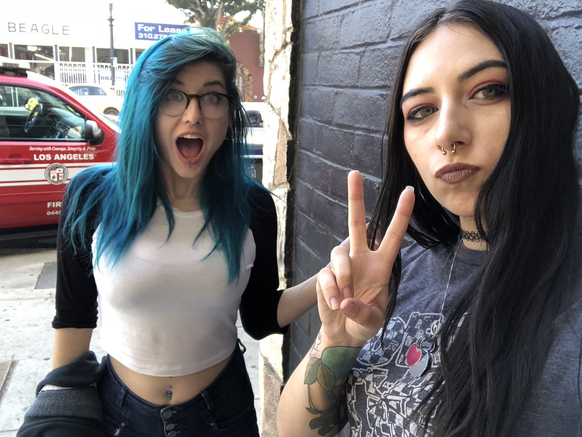 Media Tweets by SkellaWeen (@SkellaBorealis) | Twitter