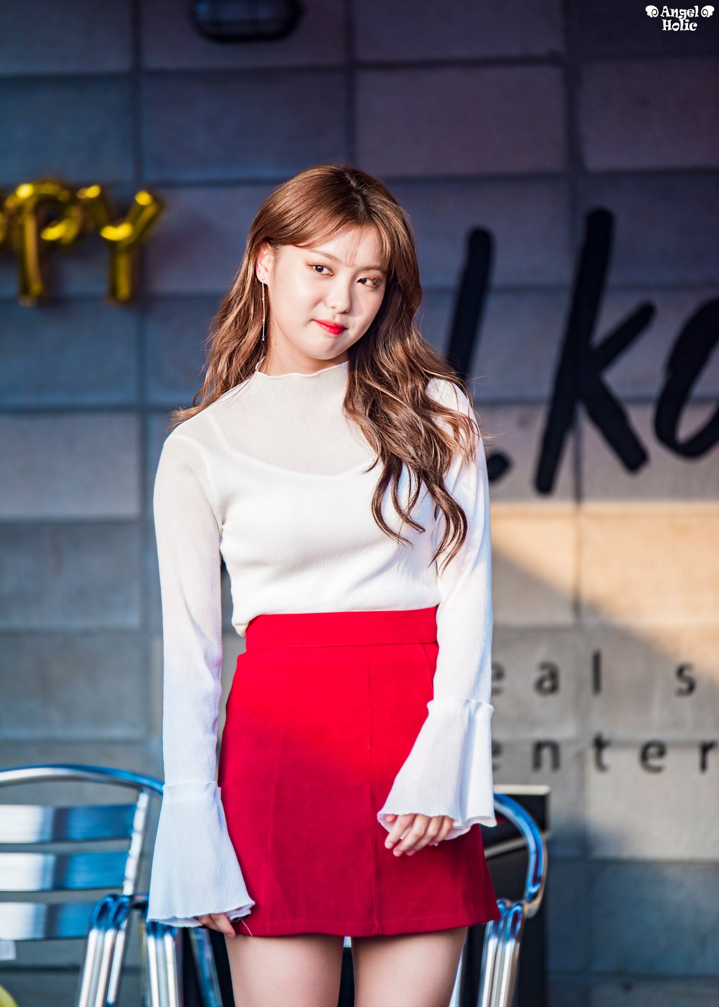 Angel Holic on Twitter: "170528 데뷔 200일 팬미팅 #모모랜드 #아인 #MOMOLAND #AHIN #アイン #BAAM #Fun_To_The ...