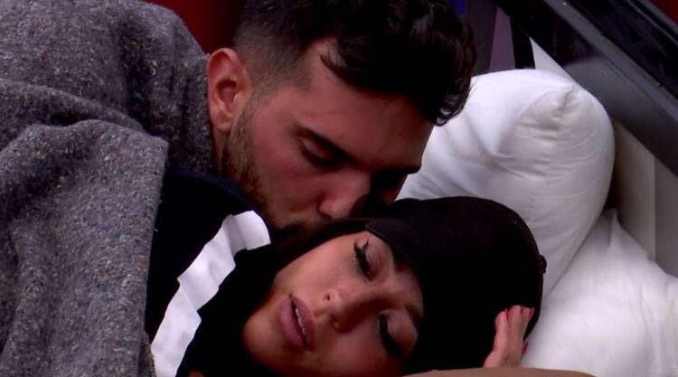 Ariadna (@ariadnacano_) | Twitter