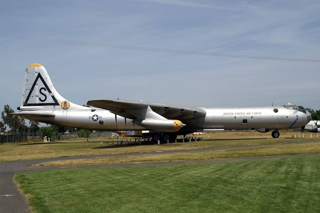 Ron Eisele on Twitter: "Convair B-36 "Peacemaker" https://t.co/RjYnIm3O8T" / Twitter