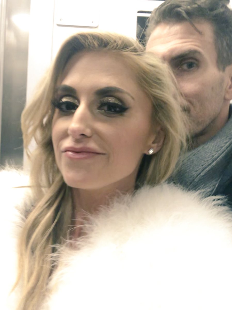 Jen Howell's Instagram, Twitter & Facebook on IDCrawl