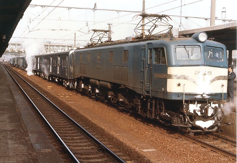 おざよう on Twitter: "下関集中配置運用のゴハチ1 1.EF58-111 旧米原区 2.EF58-48 旧宮原区 3.EF58-100 旧宮原区、途中で故障離脱した悲劇ゴハチ 4 ...