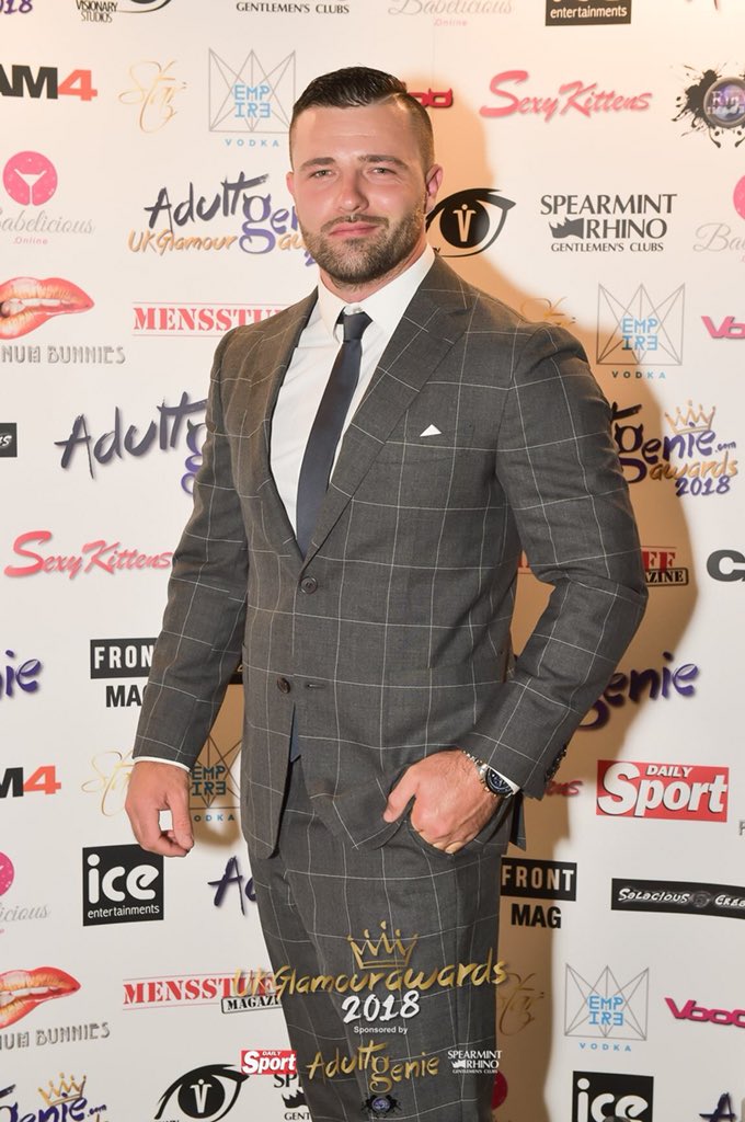 TW Pornstars - Max Deeds. Twitter. At the @UKGlamourAwards. 4:03 PM ...