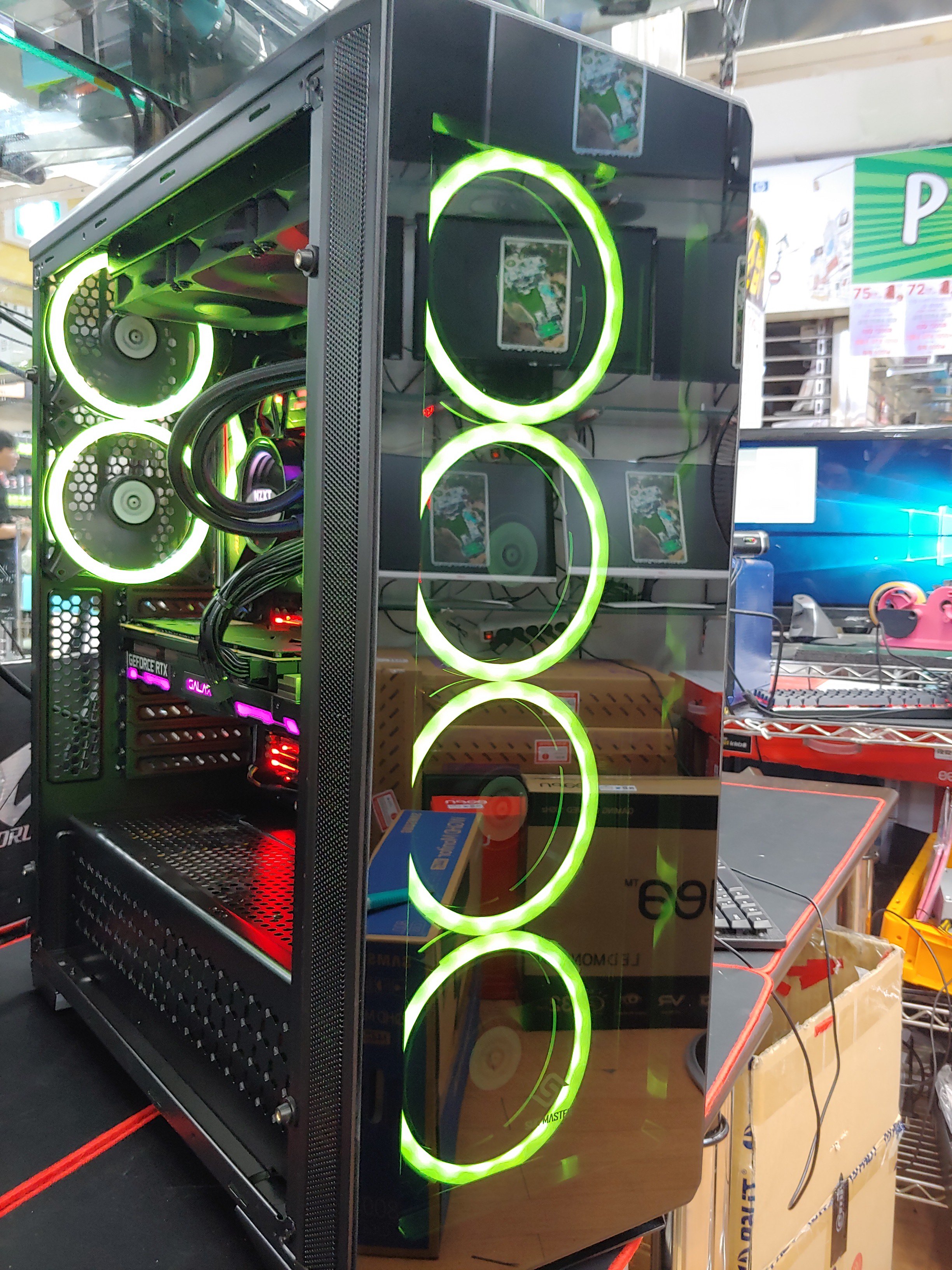 컴우리 on Twitter: "전면에 쿨링팬이 무려 4개 탑재된 ABKO 603G 케이스 입니다. 다양한 색으로 LED 변경이 가능하구요. https://t.co ...