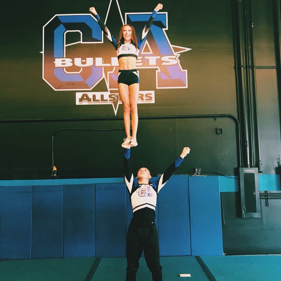 Jaydon Blankenship on Twitter: "Starbucks employee: “H- “ Customer: “HI CAN I GET A VENTI ICED ...