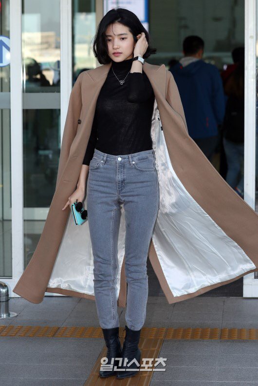 Kim Tae-ri’s body type? : r/Kibbe