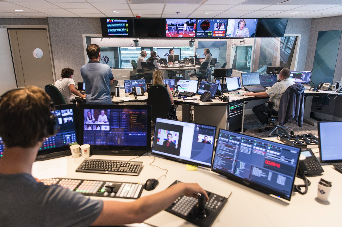 NPO Radio 1 on Twitter: "Vanaf maandag: vernieuwde 'pips' op NPO Radio 1! Luister hier alvast ...