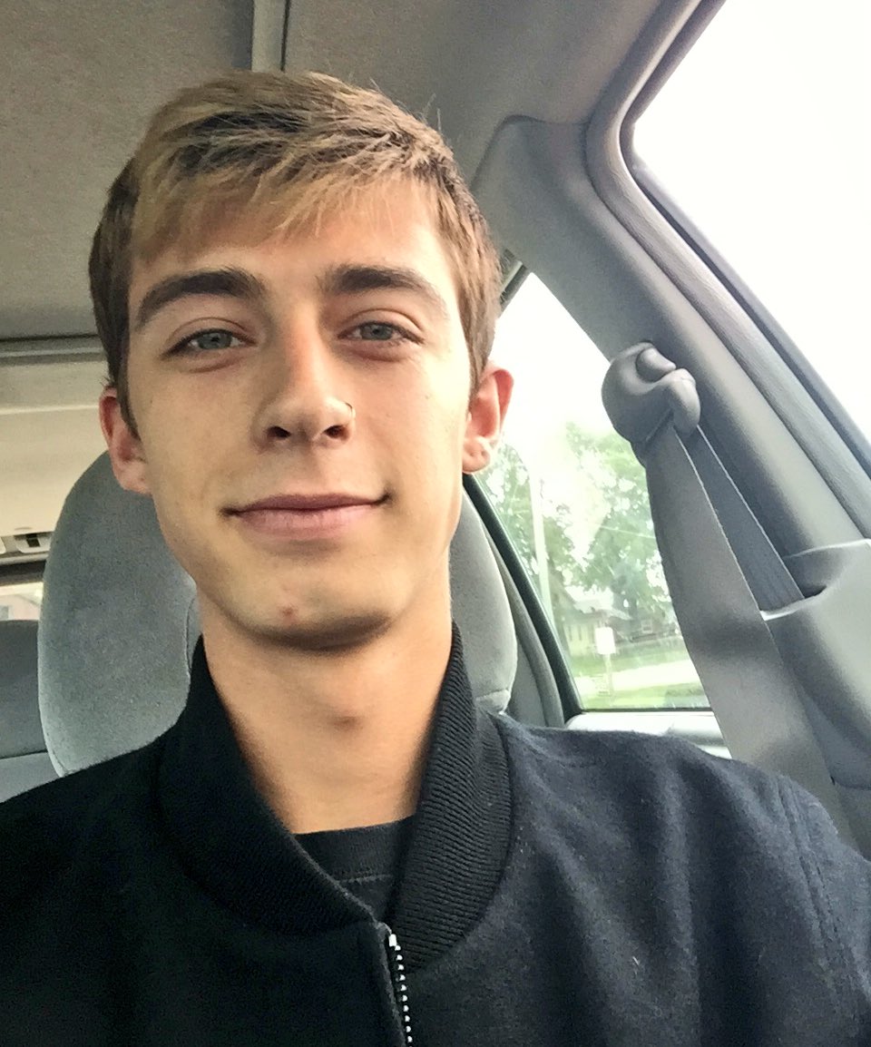 Sammi Martin's Instagram, Twitter & Facebook on IDCrawl