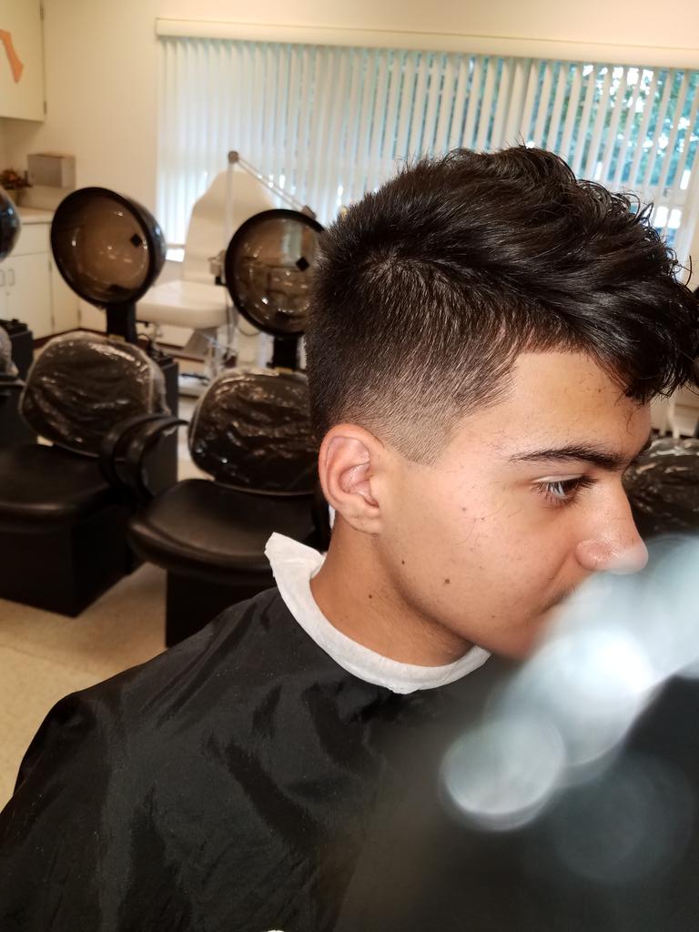 Kim Castor's Instagram, Twitter & Facebook on IDCrawl