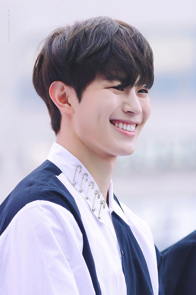 Vixx Hongbin Smile