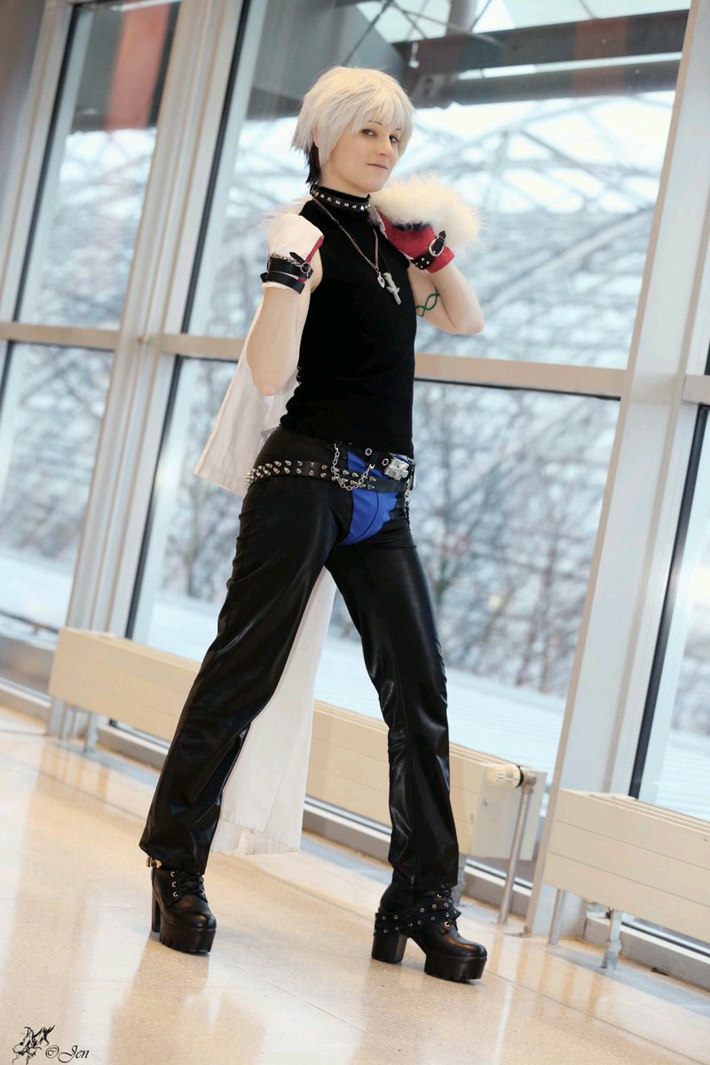 Haru Fruits Basket Cosplay