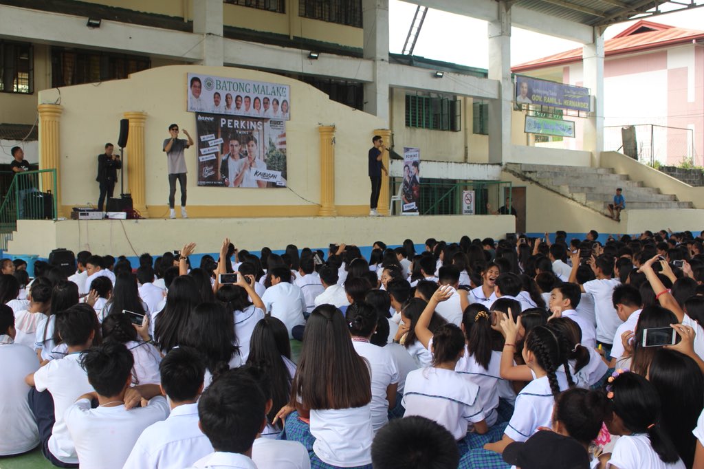 Los Banos National High School Logo FMDS UPOU Conducted A Hybrid