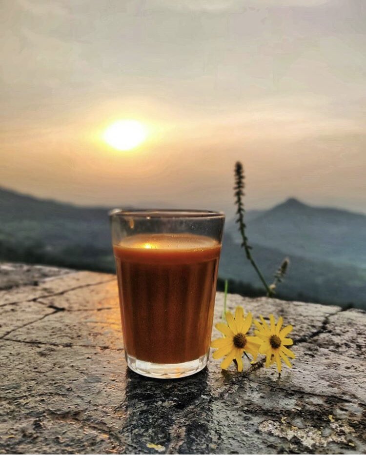 Cutting Chai In Rain
