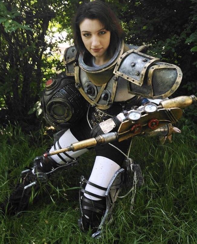 Bioshock 2 Eleanor Cosplay