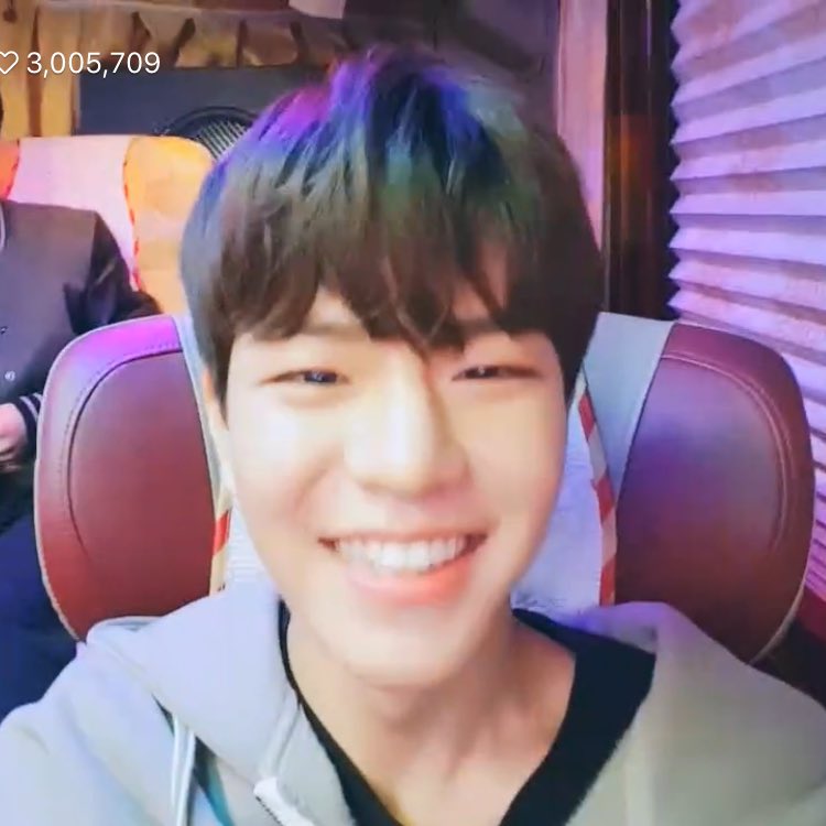 赵霞 🍂 CB97 #DKDK (@Pm_Bangchan) | Twitter