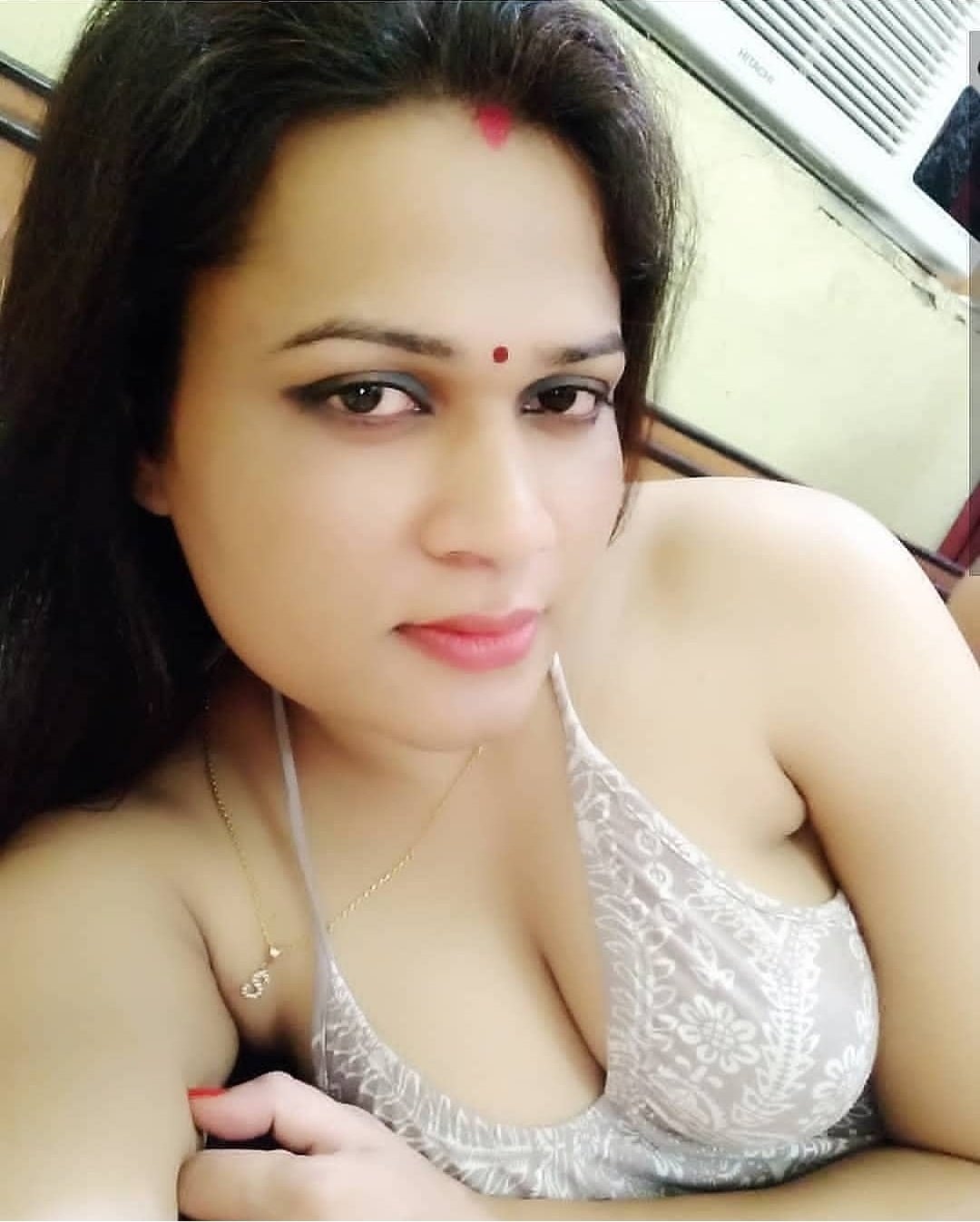 Hot Bhabhi In Bra Bra & Panty Hot Bhabhi Vlog Roast By Patlu