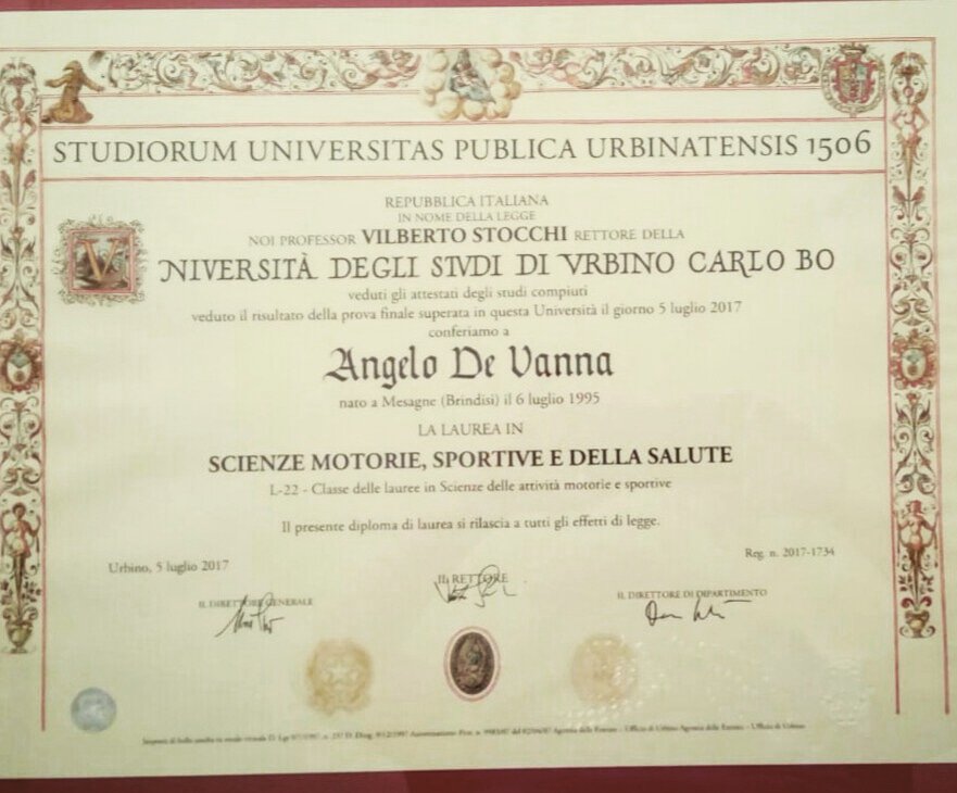 Cartello perchè no stipendio pergamena di laurea unige Ministro entro ... Cartello perchè no stipendio pergamena di laurea unige Ministro entro ...