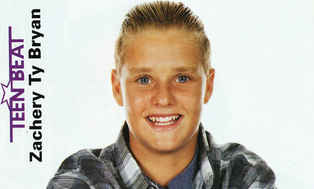 Zachery Ty Bryan Eyes