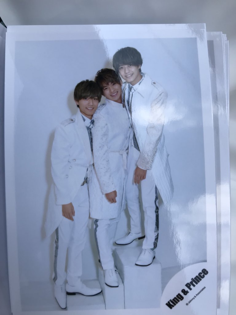 【キンプリ ジャニショ新写真】「Memorial」MV＆ジャケ写オフショ｜King & Prince | Johnny’s Jocee