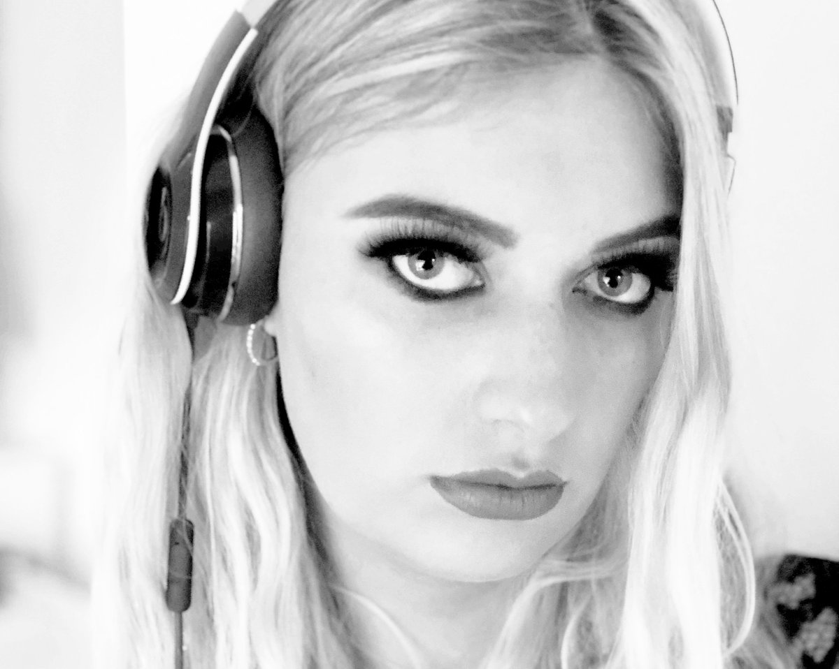 Bianca Hull's Instagram, Twitter & Facebook on IDCrawl