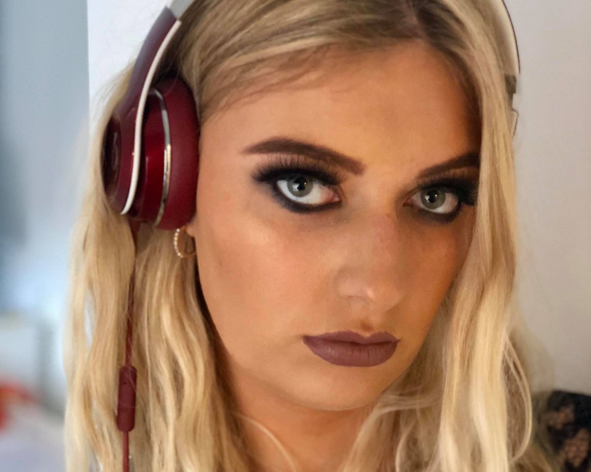 Bianca Hull's Instagram, Twitter & Facebook on IDCrawl