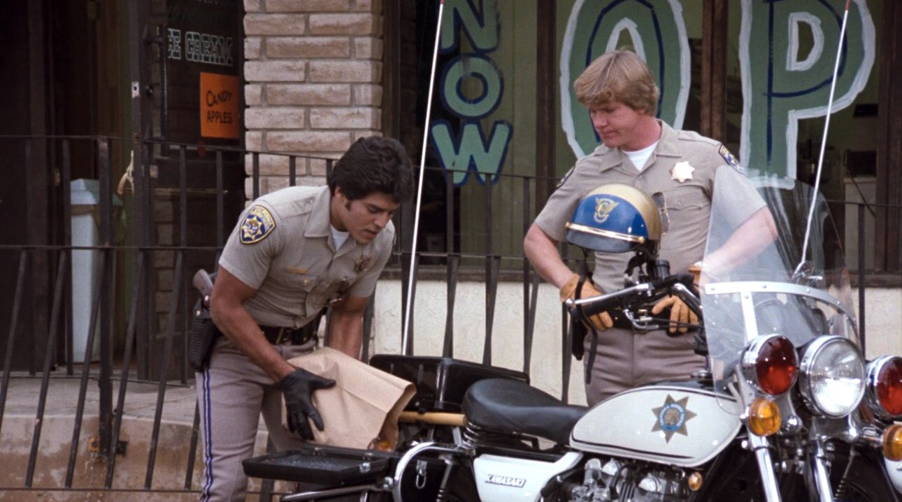 RetroNewsNow on Twitter: "🎃Halloween Costumes (‘CHiPs,' October 1978) https://t.co/p58kVVjsk5 ...
