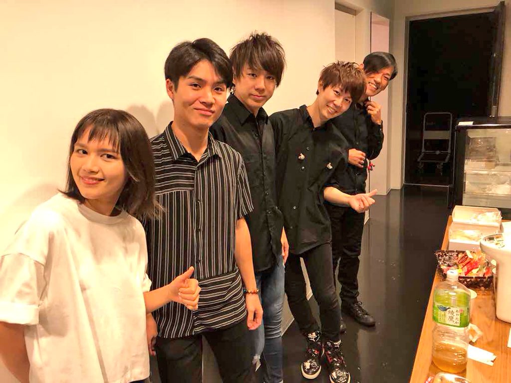 Anly on Twitter: ""Anly"LOOP AROUND THE WORLD TOUR BAND🕊 Bass ︎山崎英明 @yamasakiBass Gt ︎佐々木コジロー貴之 ...