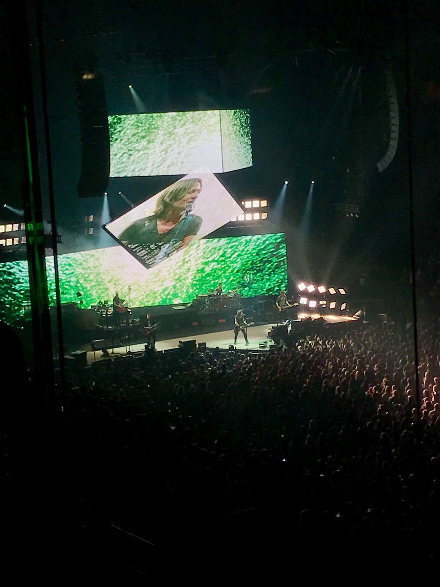 Keith Urban News Update…Keith In Concert…*Graffiti U* World Tour ...