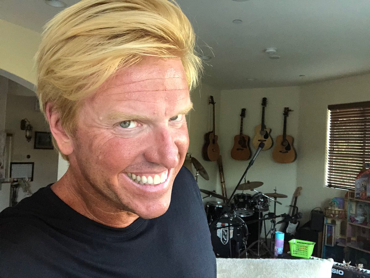 Jake Busey Teeth