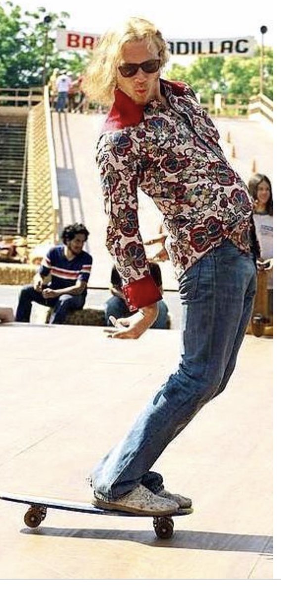 Lords Of Dogtown Skip