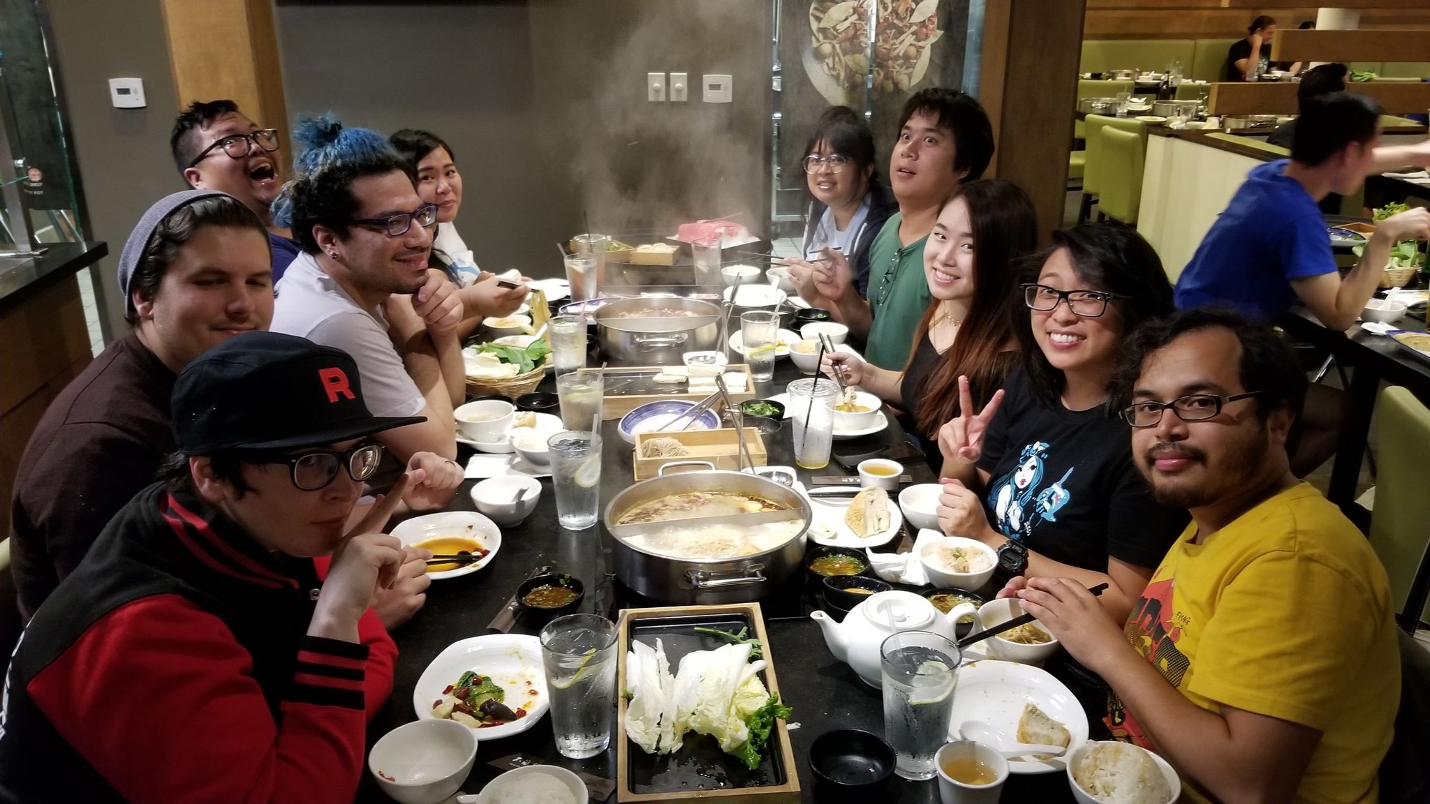 [Food] Hot Pot (火锅)… and Self-Heating Hot Pot?!?! – Terrie's Blog