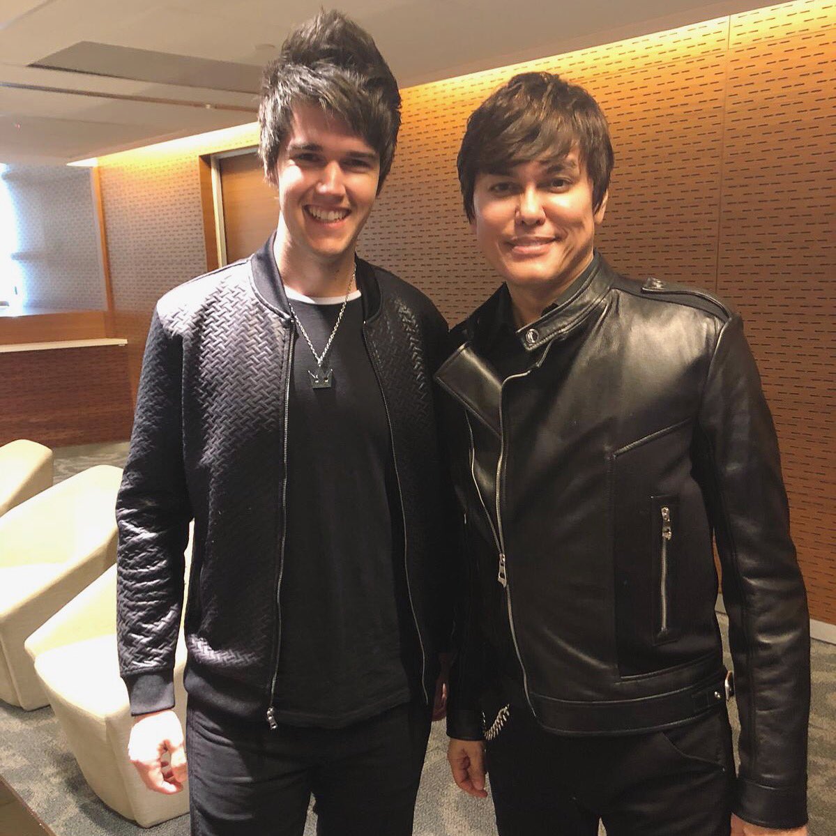 Pastor Michael Davis Staying With The Source | Pastor Michael Davis