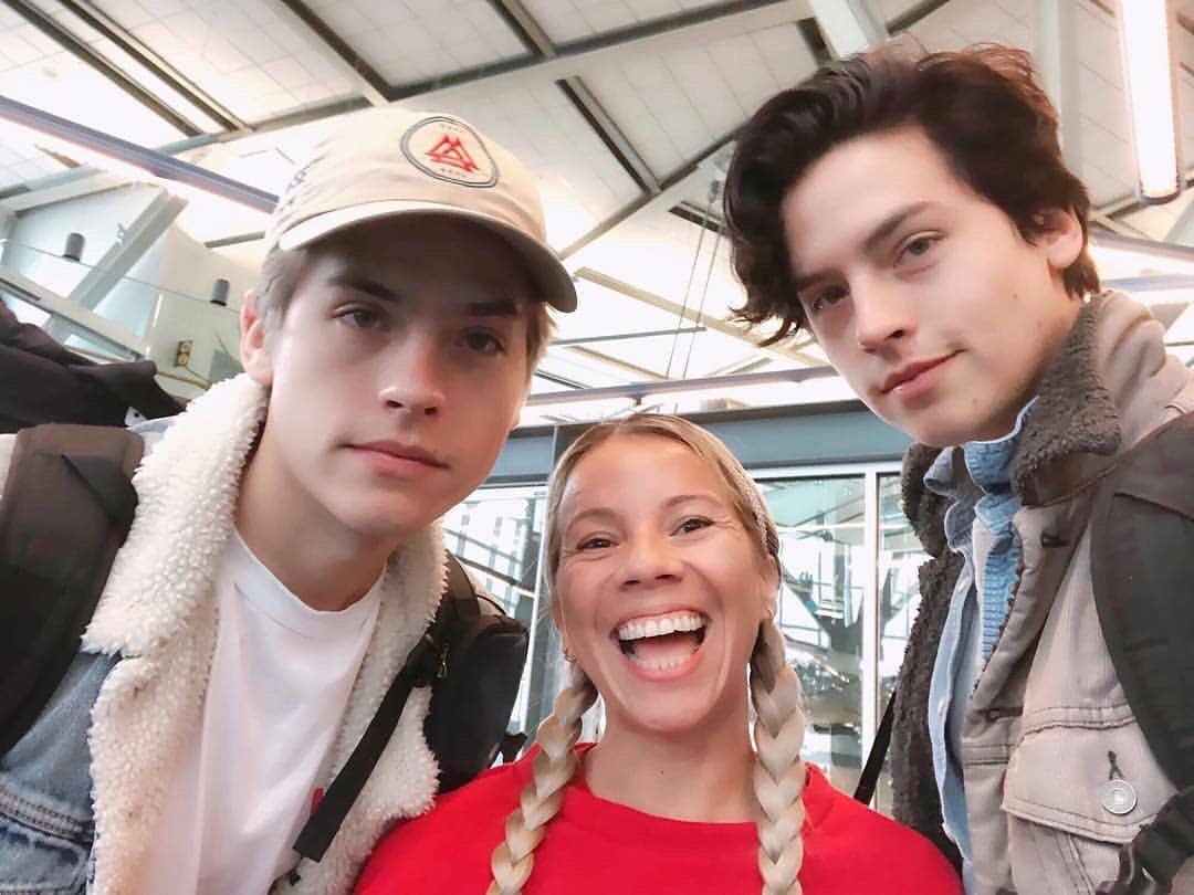 Cole And Dylan Sprouse 21