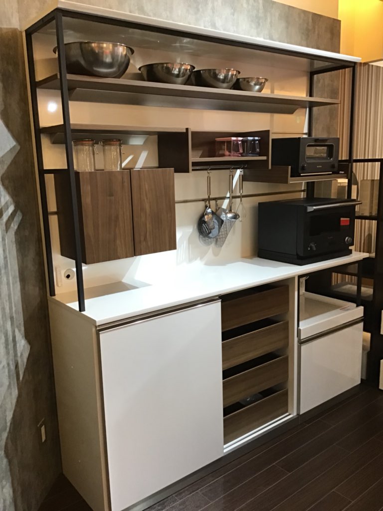X-এ インテリアといえば、店長山本: X-এ インテリアといえば、店長山本: