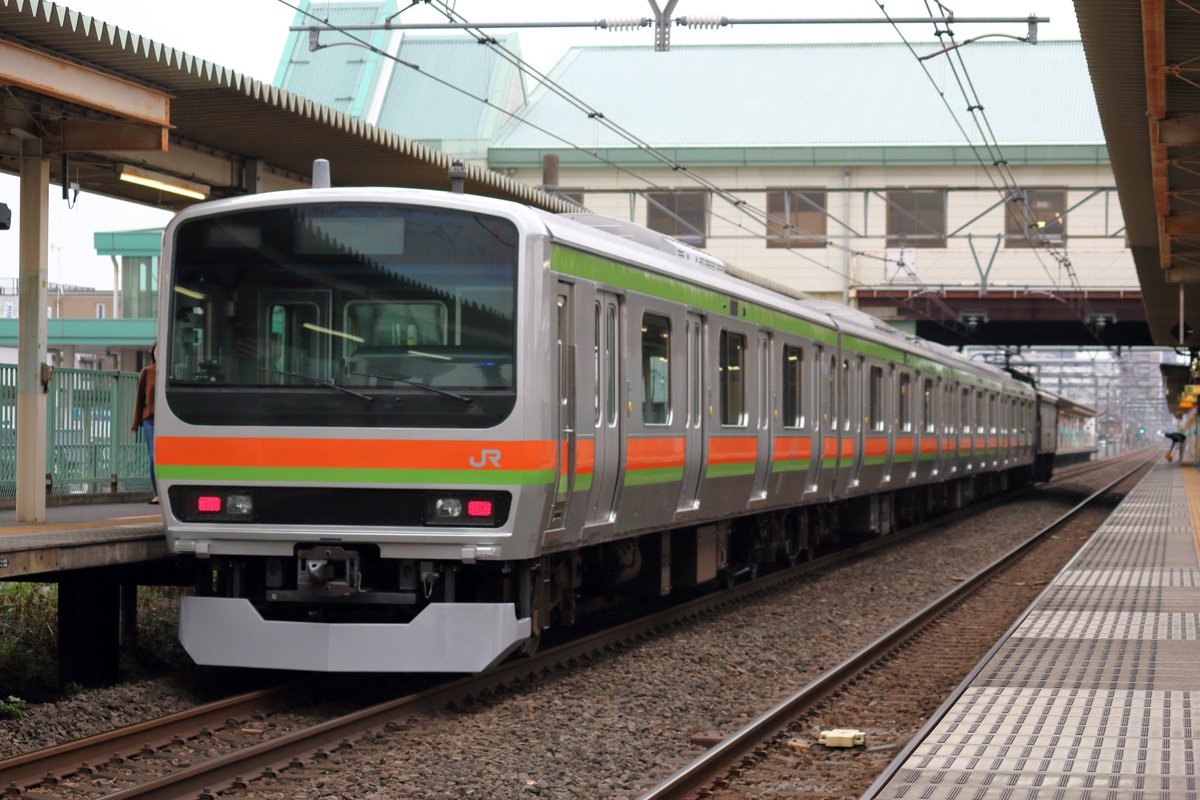 E231系ハエ46編成 配給輸送 / Twitter