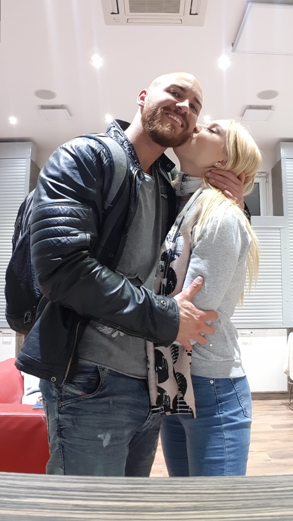 MrBigFatDick on Twitter: "a perfect day goes over.. great scene is done! I love my job ️ thank ...