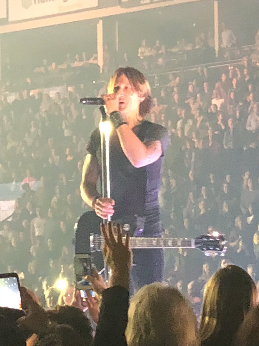 Keith Urban News Update…Keith In Concert…*Graffiti U* World Tour ...