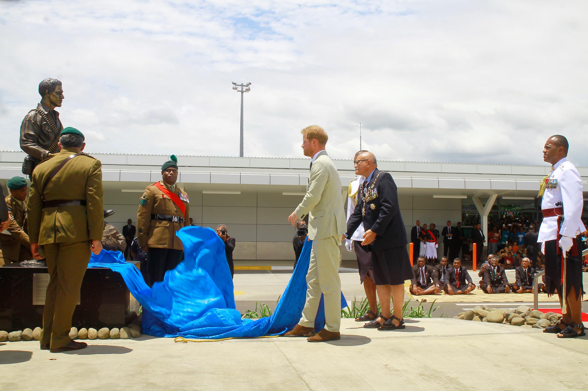 Statue Of Sergeant Talaiasi Labalaba Unveiled In Fiji