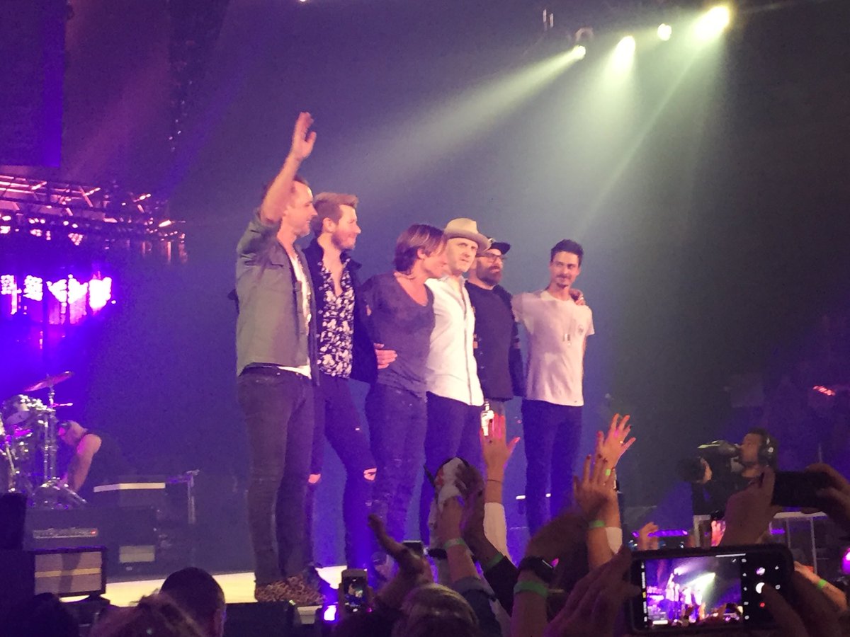 Keith Urban News Update…Keith In Concert…*Graffiti U* World Tour ...