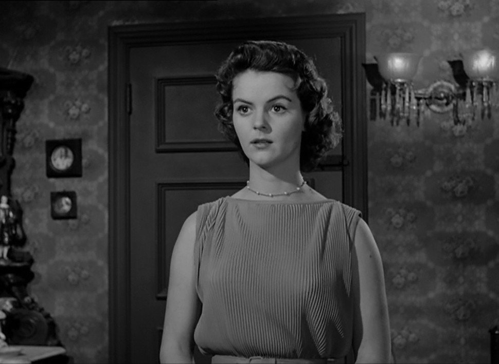 Carolyn Craig Actress