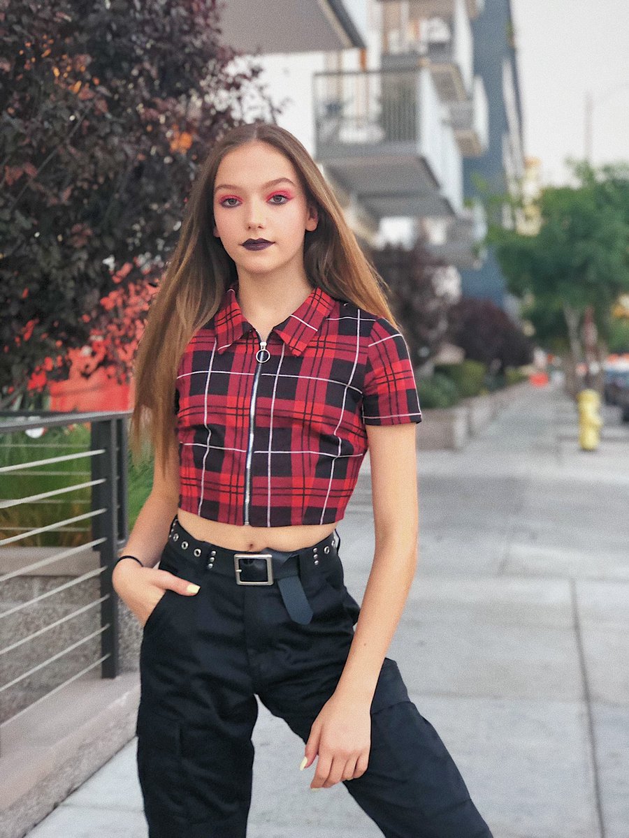 105 best Twitter u/missjaydenb images on Pholder | Coming soon 🦋 collab ...