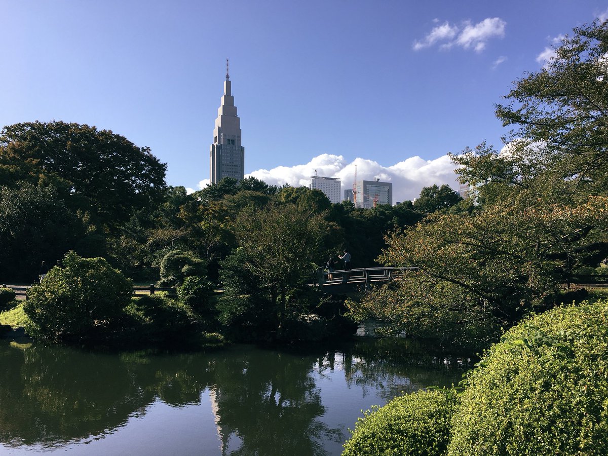 「作品集を作ってもらったCAPPAN STUDIO様で作例としてご紹介いただきました〜!仕様がバッチリ出てるので気になった」大桃洋祐の漫画