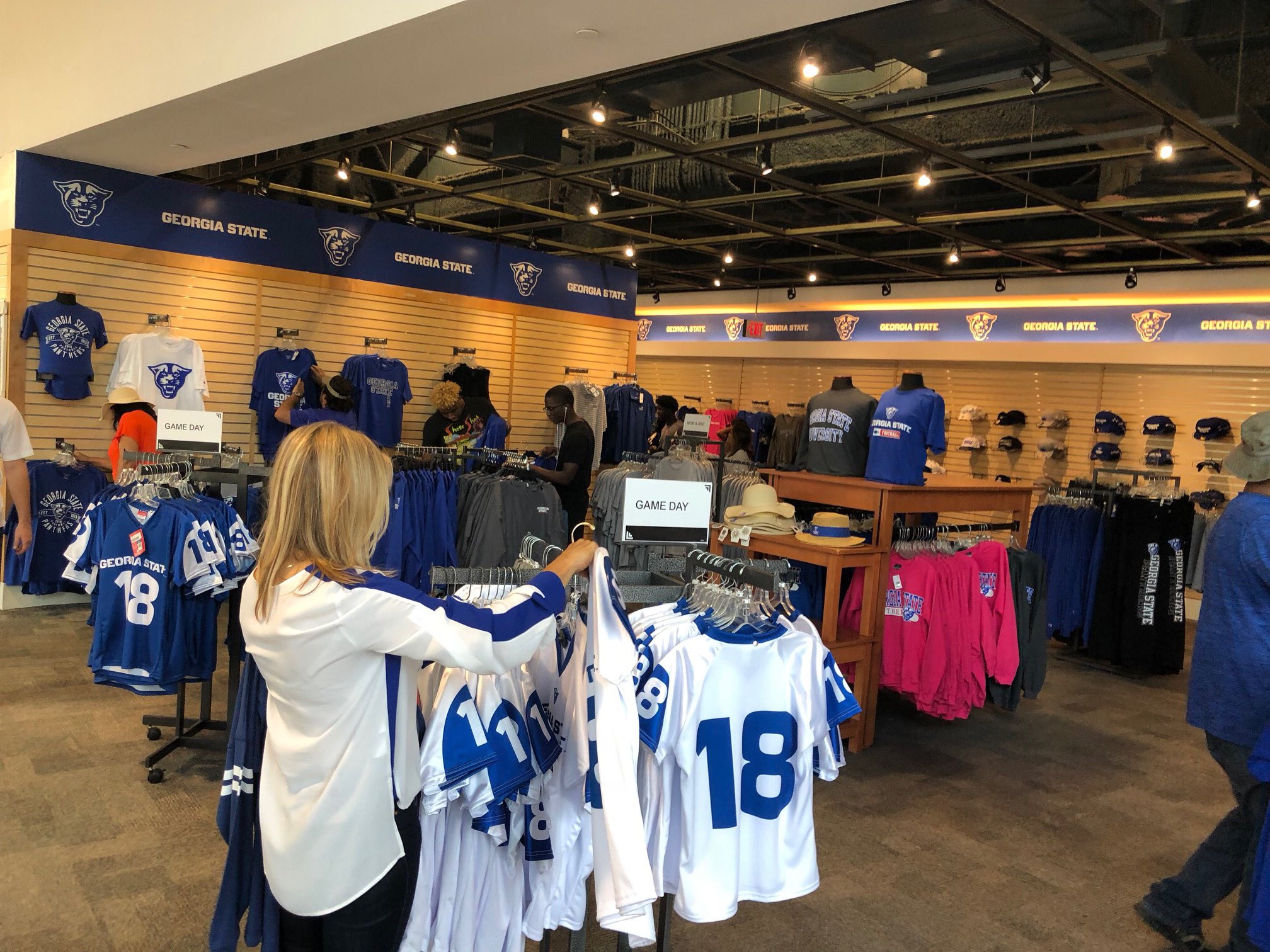 Bookstore Gsu Take Your Shopping List To The Campus Bookstore