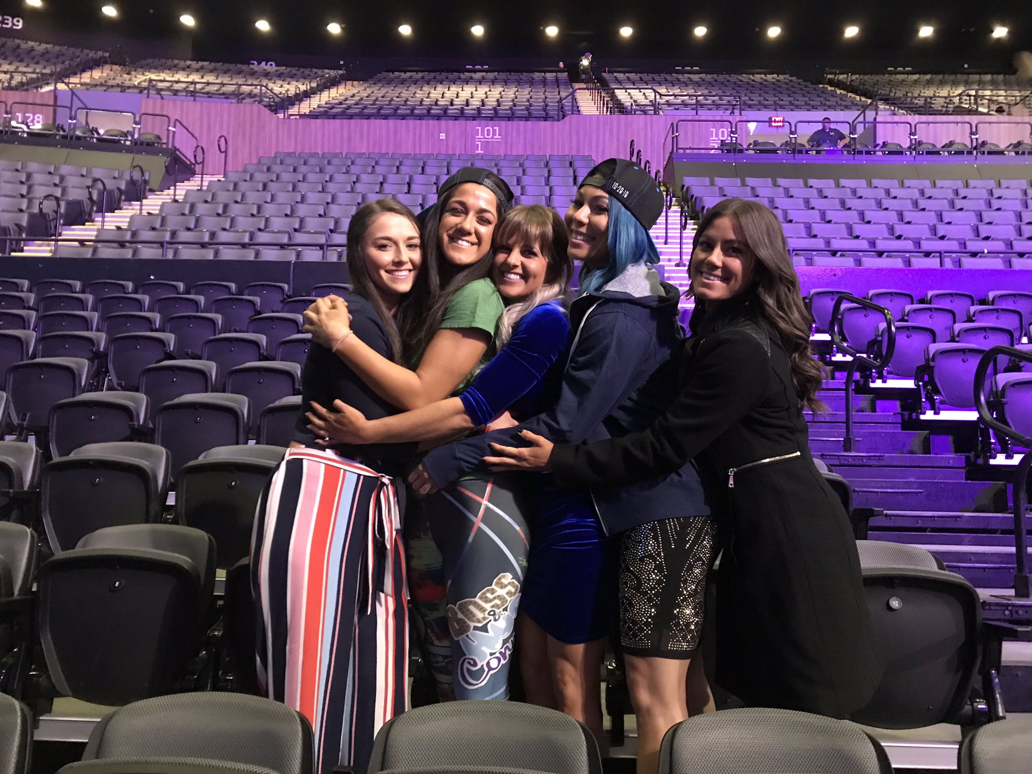 The Girl With The Shiniest Wizard: Tegan Nox (Nixon Newell) Megathread ...