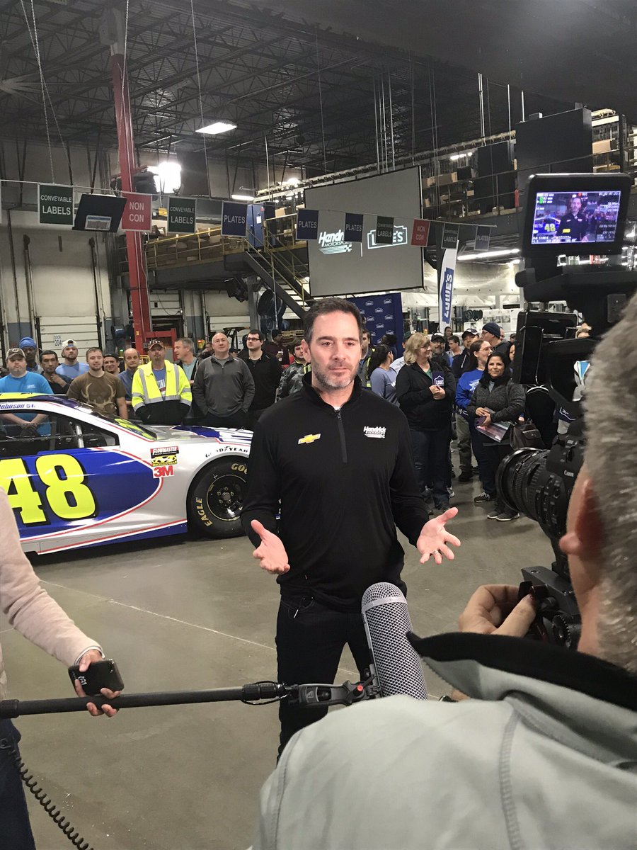 Pictures of Jimmie's final Lowe's ride. : r/NASCAR