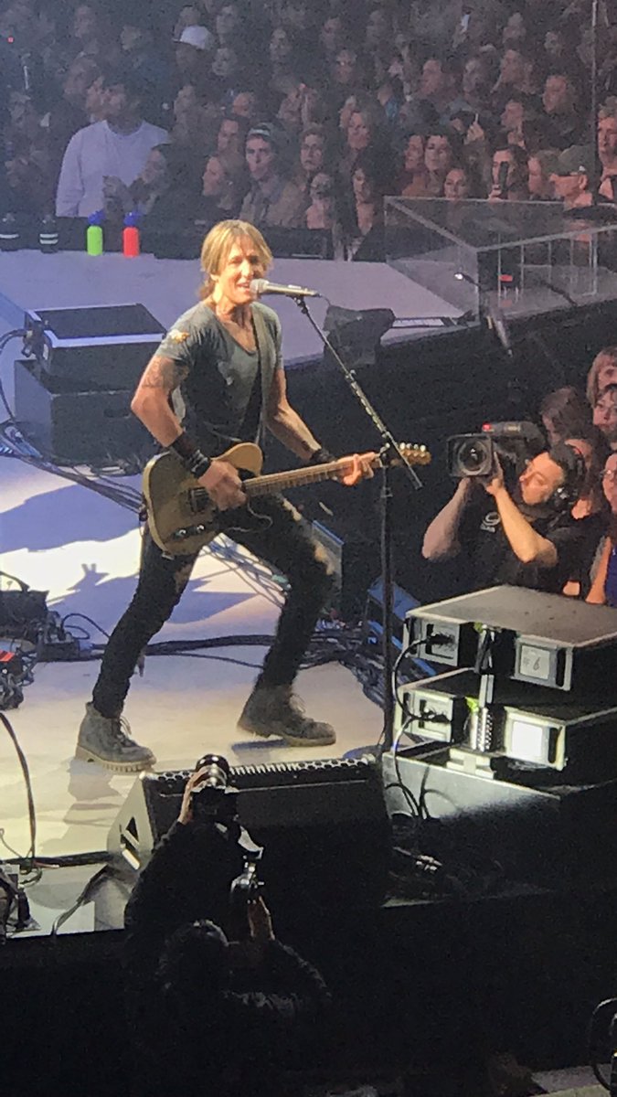 Keith Urban News Update…Keith In Concert…*Graffiti U* World Tour…New ...