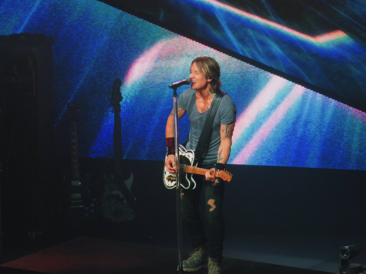 Keith Urban News Update…Keith In Concert…*Graffiti U* World Tour…New ...